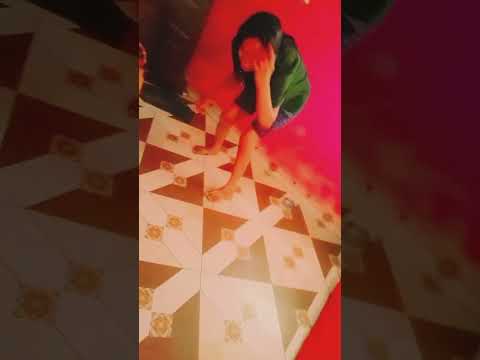 zindagi duniya pyar sab kuch lage 🤩🐶 pinky kaju Doly ️ bed ke nicche ...