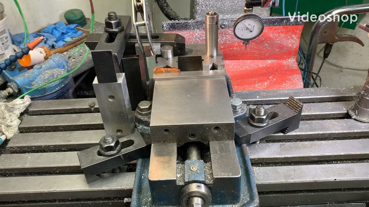 Aligning a vise on a mill - YouTube