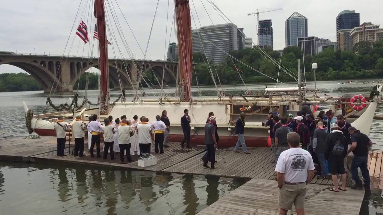 Hōkūleʻa Welcome Ceremony | Washington Canoe Club - YouTube