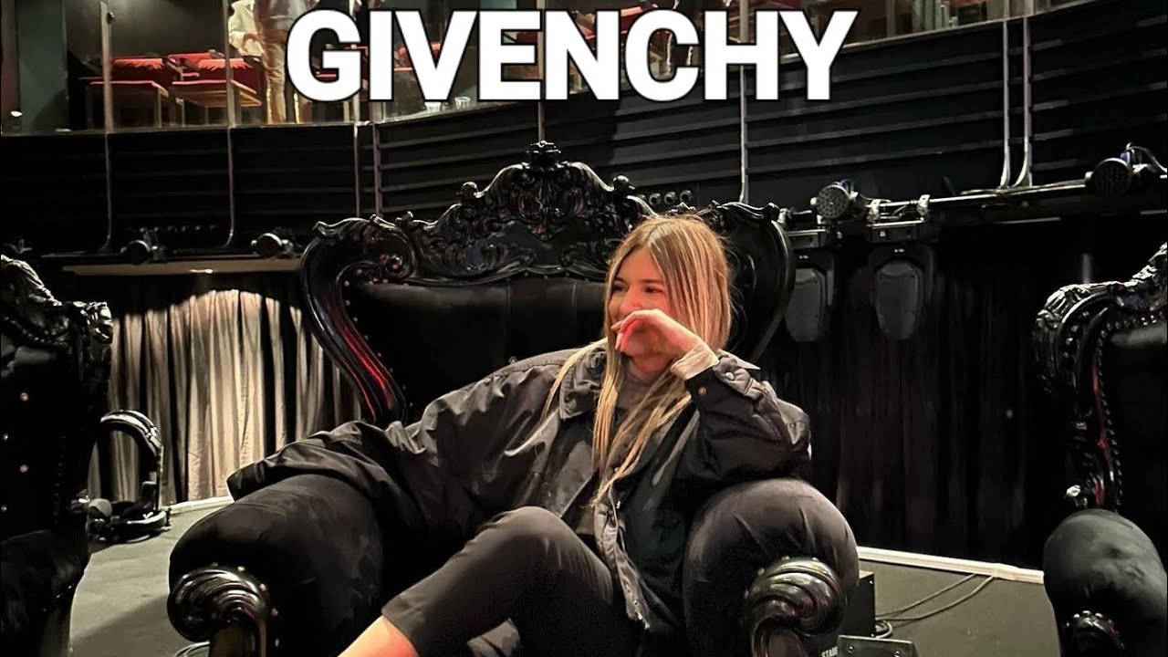 GIVENCHY COVER RIVERS - YouTube