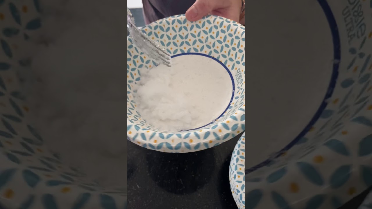 Snow globe slime how to, video 1 - YouTube