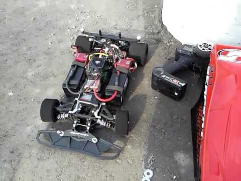 Serpent 977e - YouTube