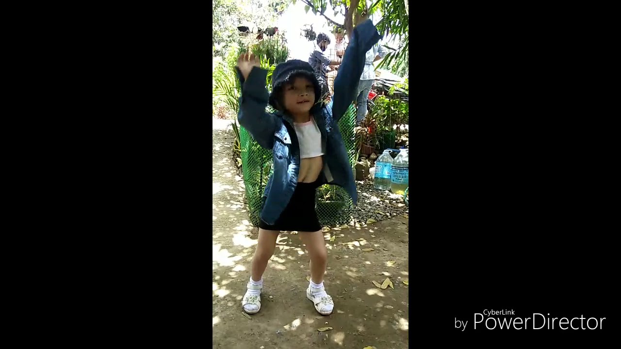 Baby Ming Dance - YouTube