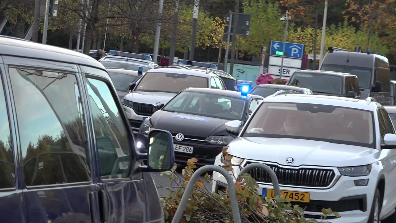 ZPKW Pressestelle Polizei Bonn - YouTube