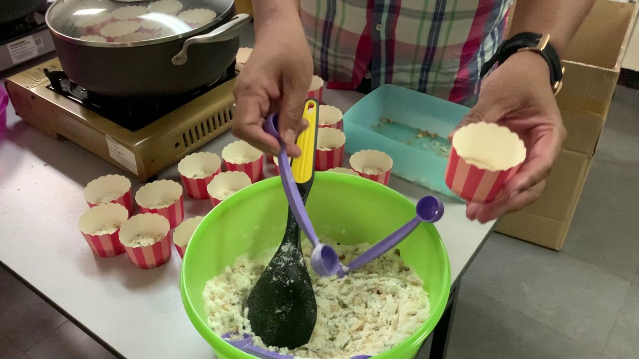 FLorenta @ BEPANG BADAM @ FLORENTINE COOKIES @ CRUNCHY CARAMEL ALMOND ...