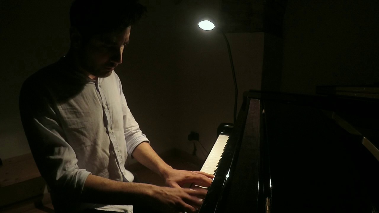 Cento per Cento Musica Lezioni di Pianoforte -Simone Di Cataldi - YouTube