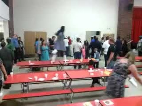 Brawl breaks out at Mount Healthy school's kindergarten graduation ...