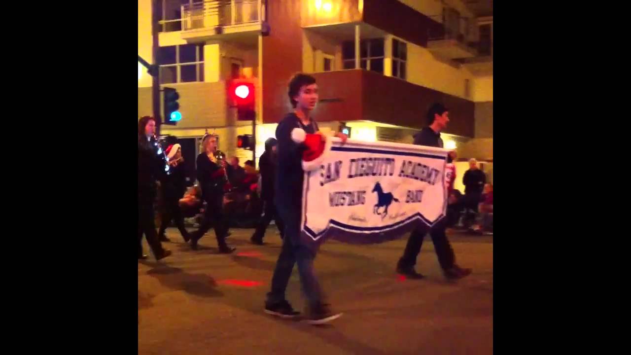 Encinitas Christmas Parade 2010 - YouTube