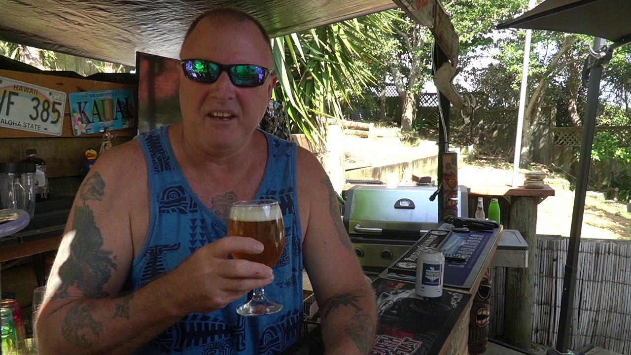 Parrotdog Falcon APA - YouTube