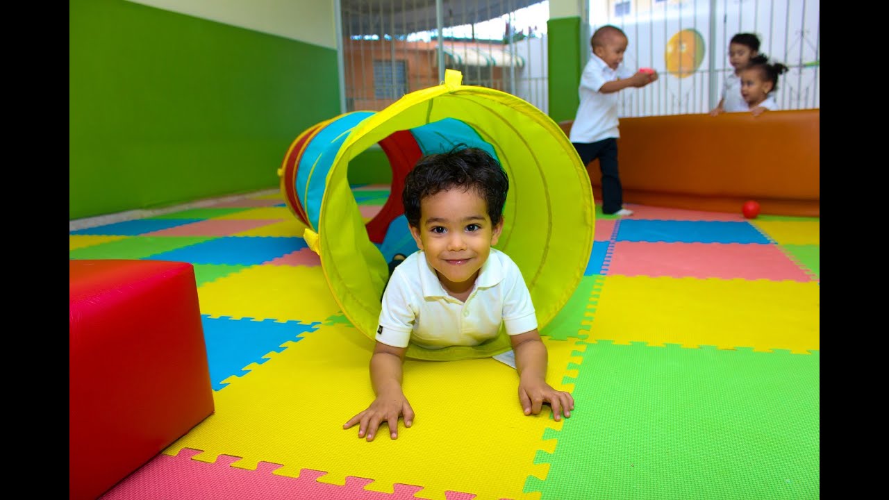 KIDS PLAYING TOYS|| Random Kids Playing toys with @HomeMusic20 - YouTube