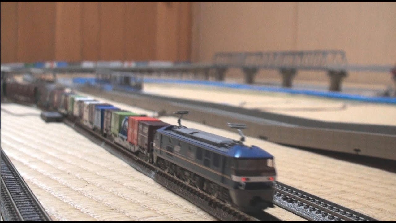 （鉄道模型）TOMIX EF210-300 桃太郎 - YouTube