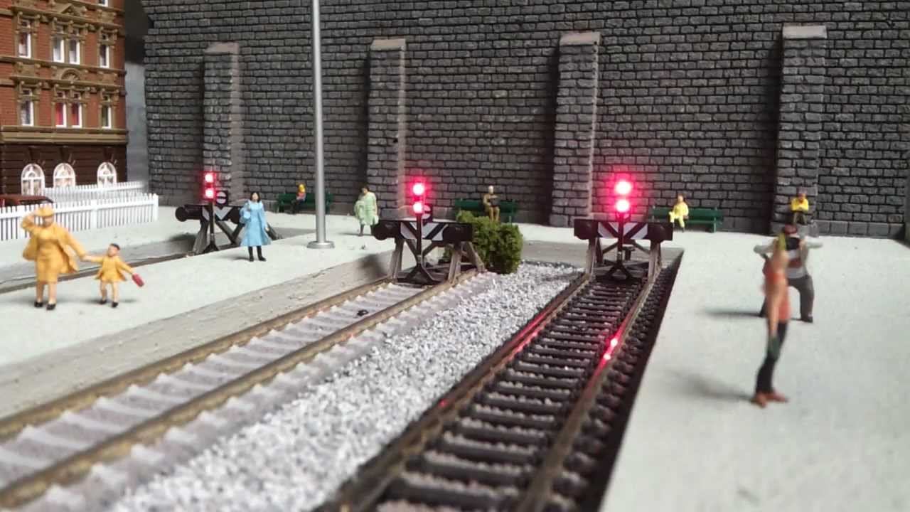 Analog-dcc buffer stop lights - YouTube