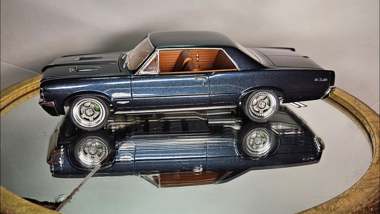 Throwback Thursday / Monogram 64 GTO - YouTube