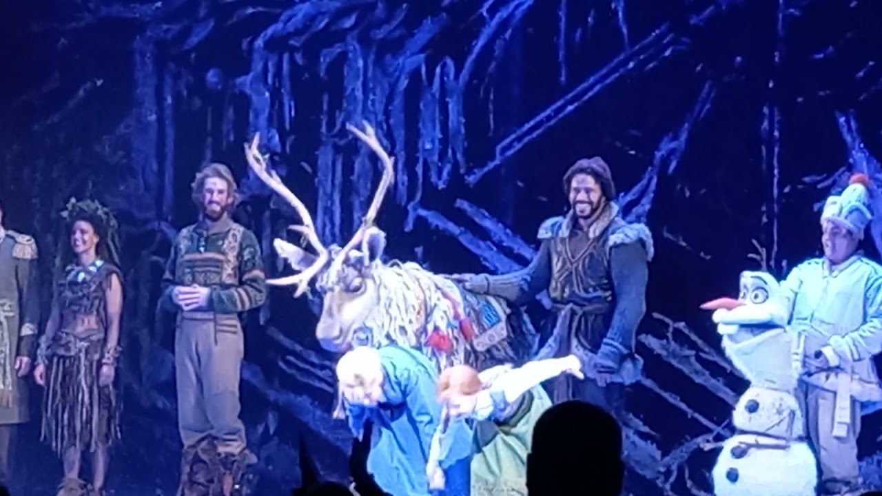 Frozen curtain call 23-10-21 Evening Sarah O Conner Anna - YouTube