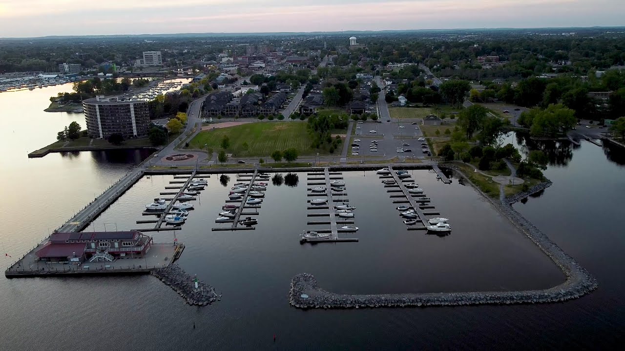 Belleville - YouTube