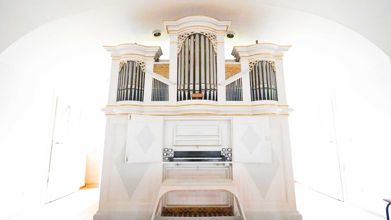SMALL Organ & BEAUTIFUL Acoustics - Paul Fey Organ Demonstration - St ...