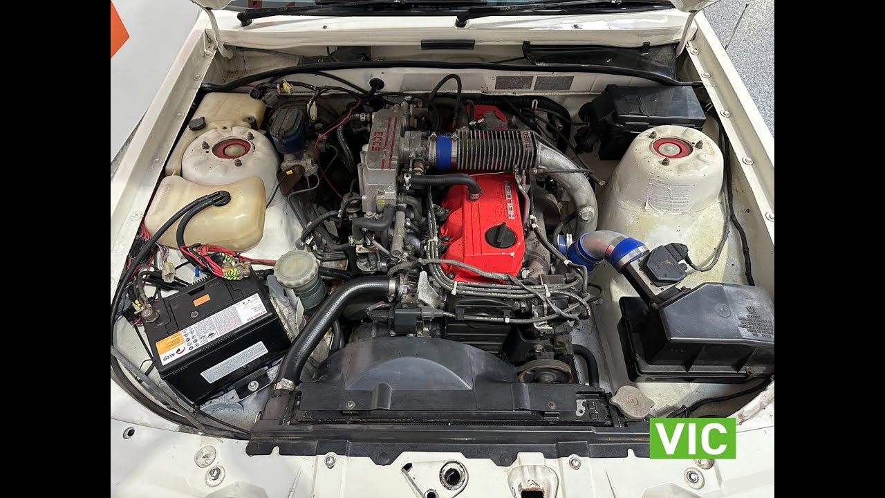 1986 Holden Commodore VL SL Turbo Manual - Engine Video - YouTube