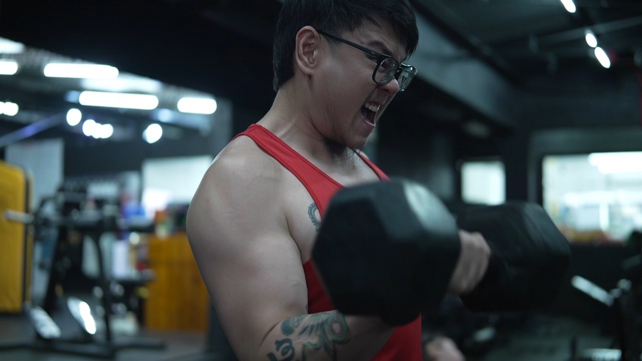 PREP SERIES DAY 048 - ARMS DAY | MUSCLE TOWN GYM | SHREDVILLE - YouTube