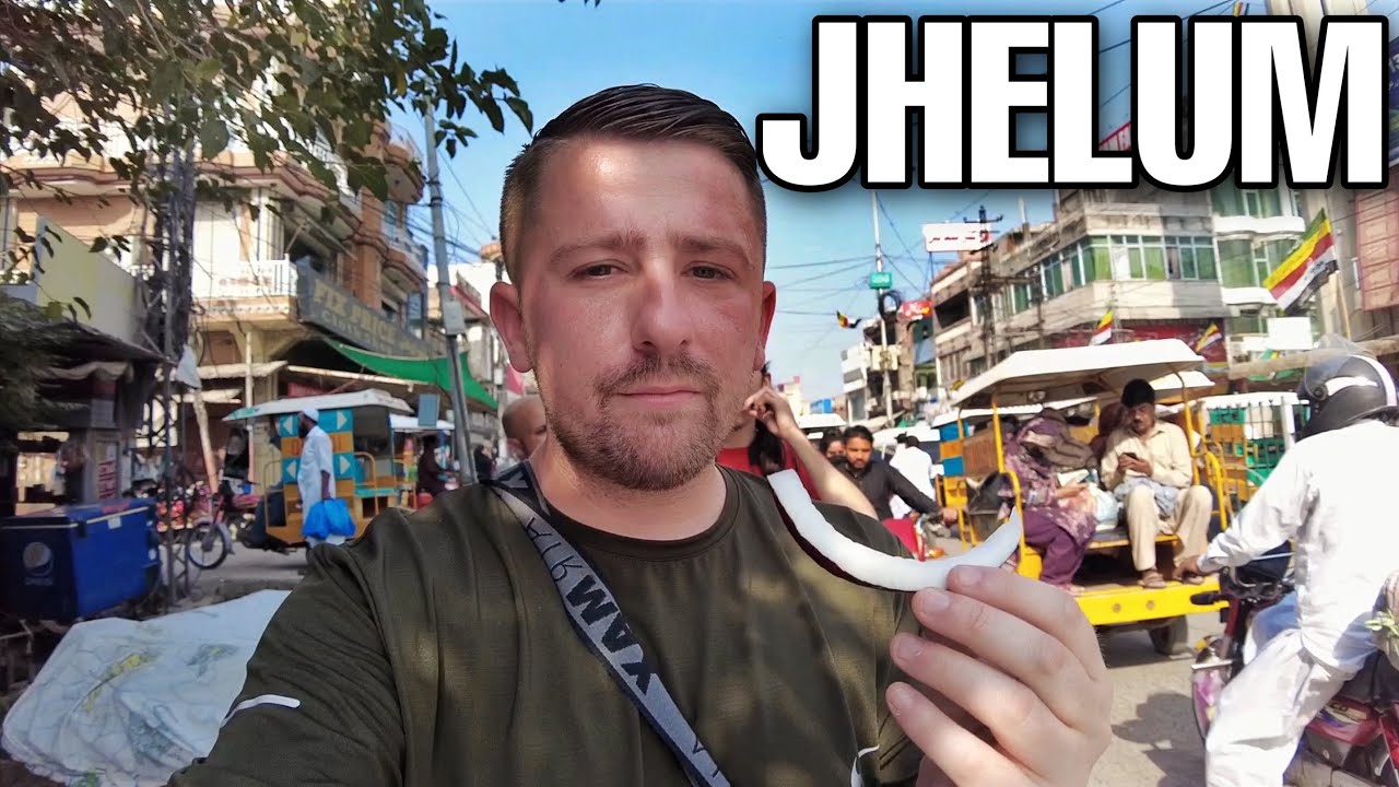 ON THE BUSY STREETS OF JHELUM! - YouTube