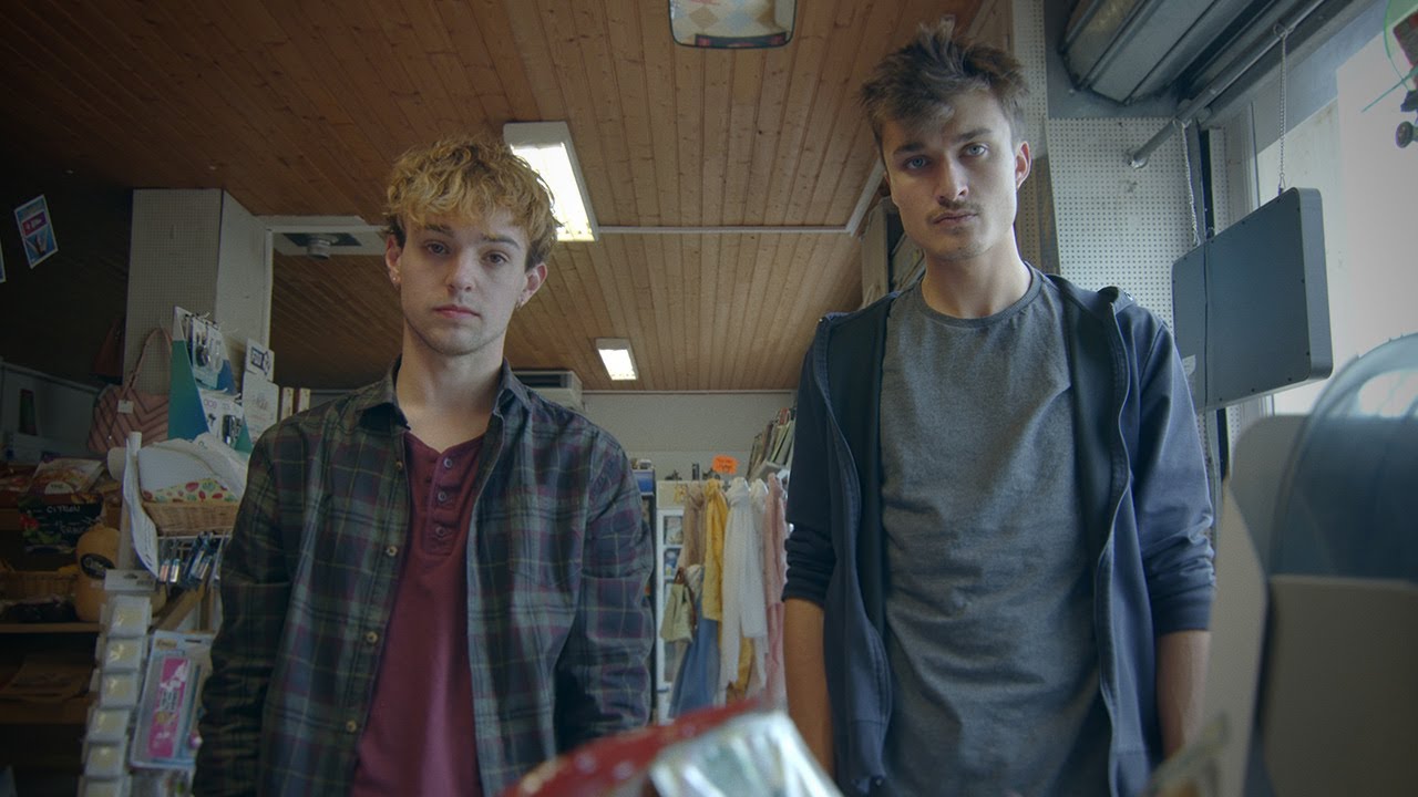 MIRROR 2 - Short film - YouTube