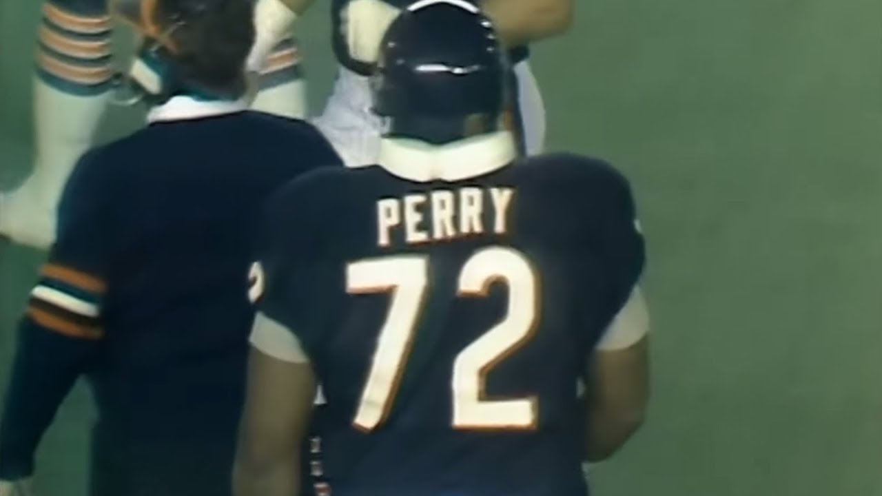 William "The Refrigerator" Perry scores his 1st career NFL TD | October ...