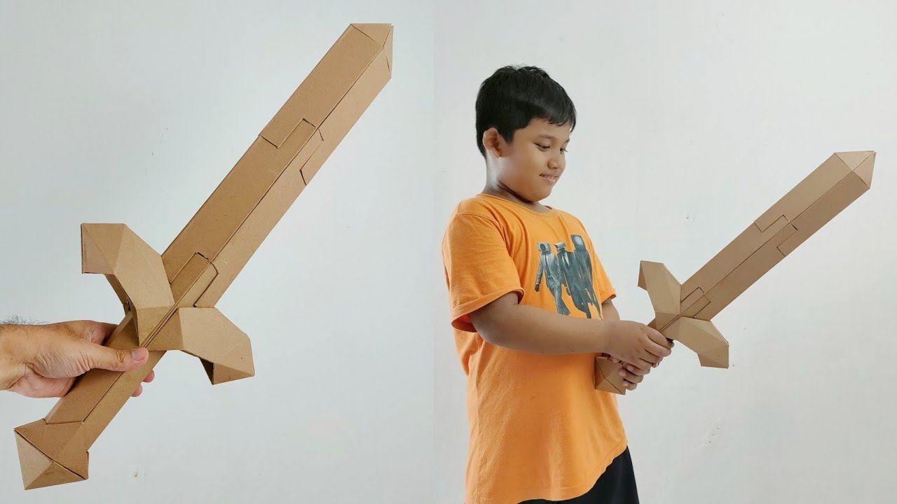 Pedang terinspirasi Minecraft Dari Kardus. DIY Kerajinan Tanpa Plastik ...