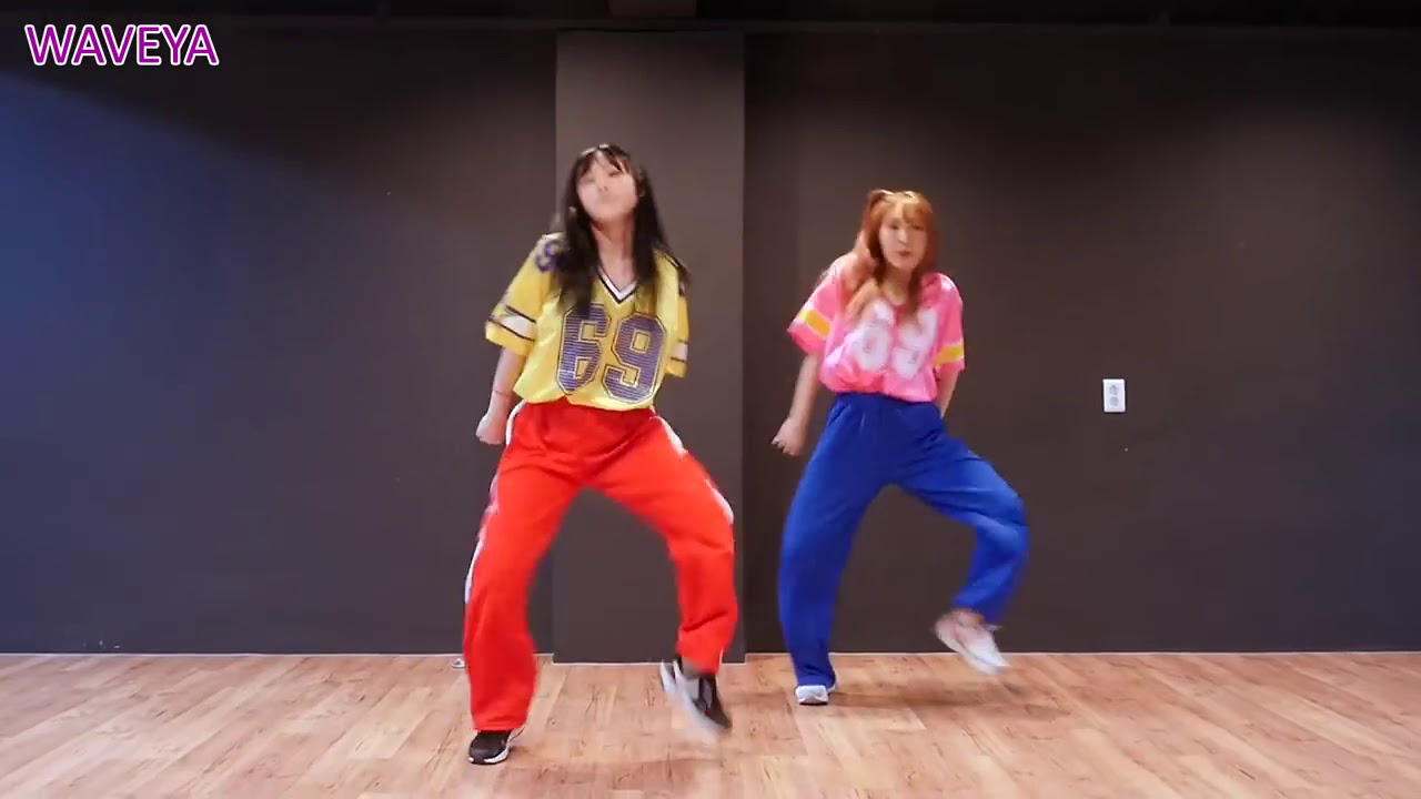 BTS 방탄소년단 ANPANMAN cover dance WAVEYA 웨이브야 - YouTube