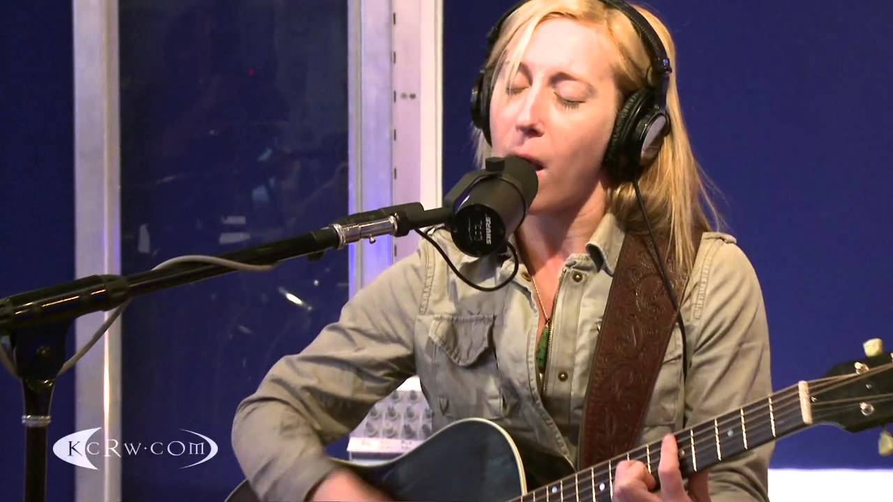 Heartless Bastards performing "Got To Have Rock N Roll" on KCRW - YouTube