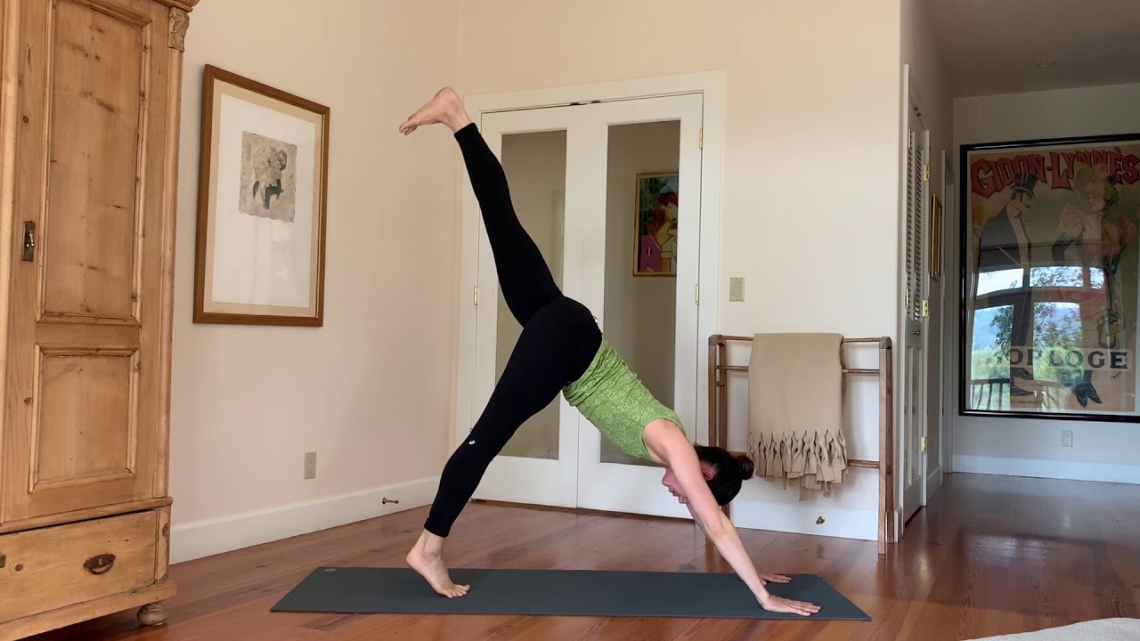 Yoga Warm-Up With Amanda Wells - YouTube