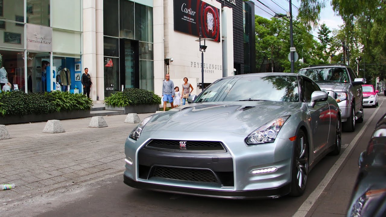 Nissan GT-R - Ciudad de México - YouTube