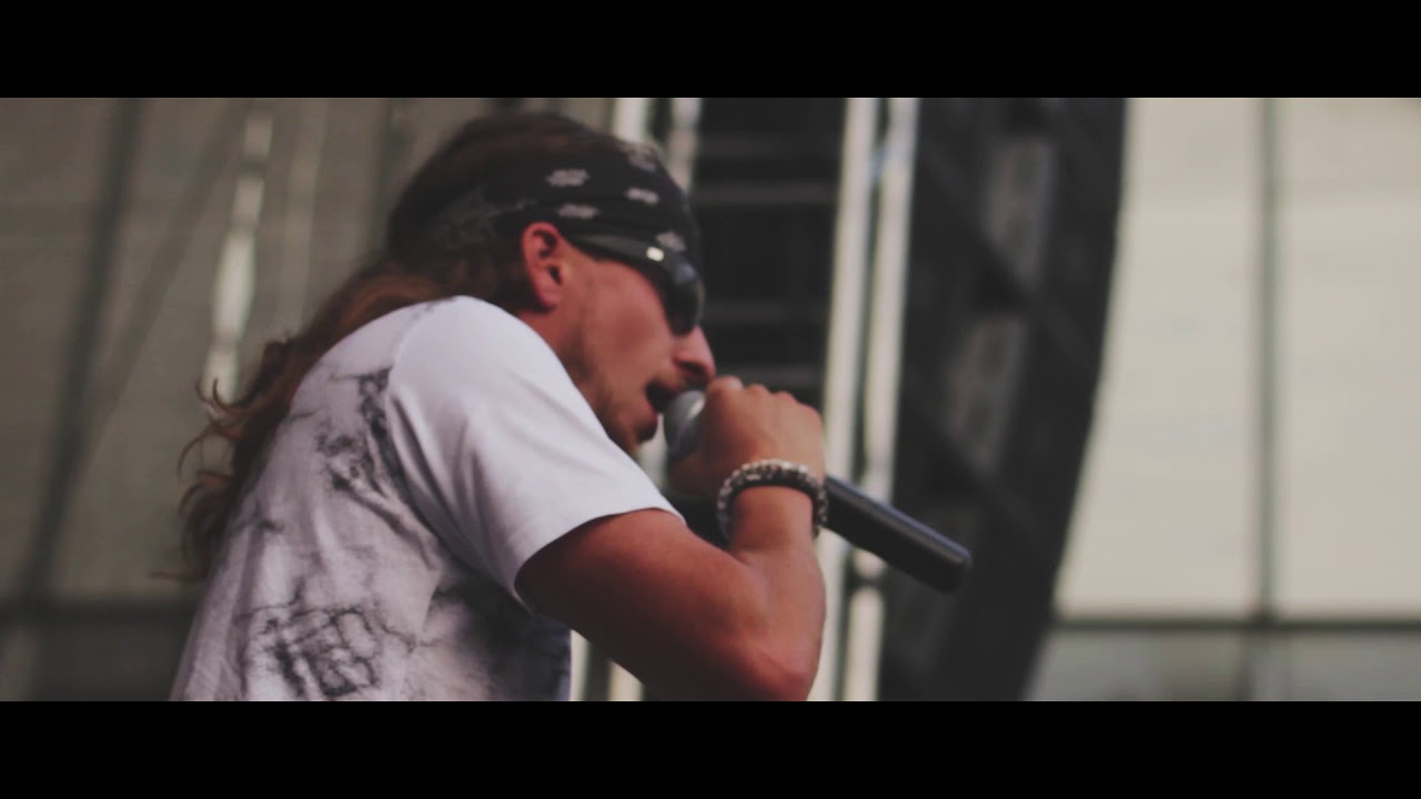 ROXIN' PALACE - Rockers of the eagle [Live @Masters of Rock] - YouTube