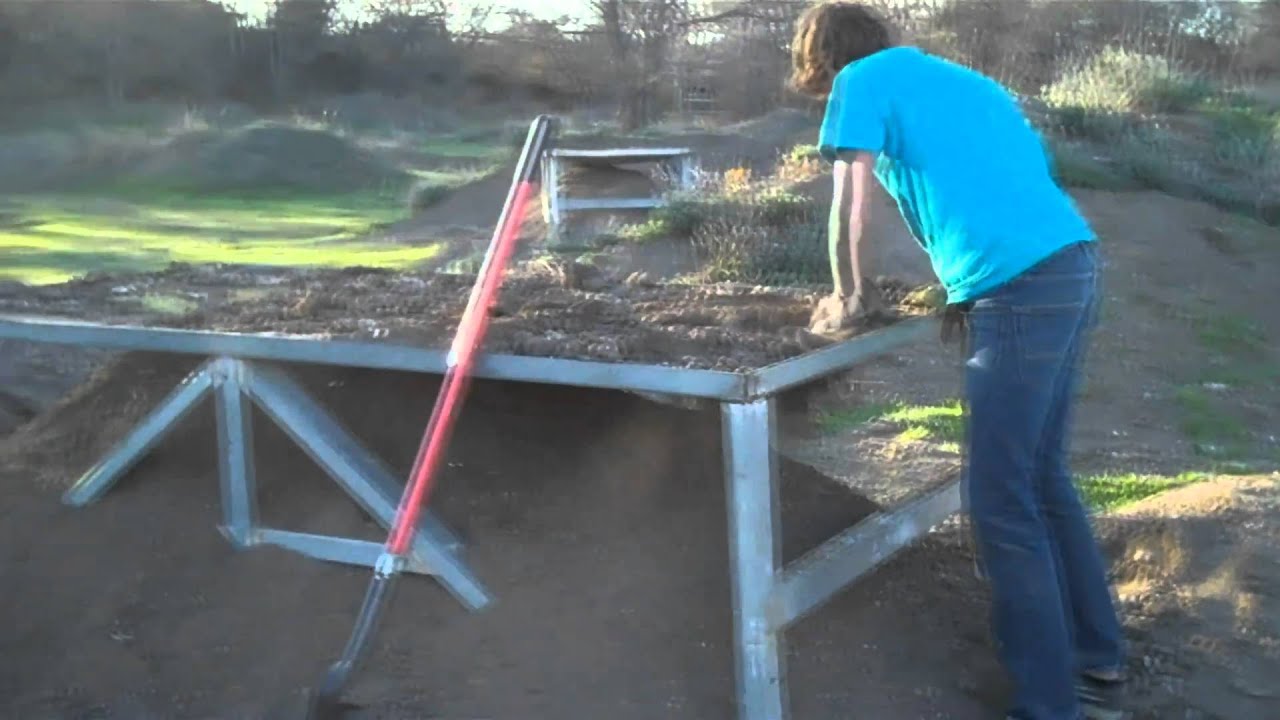 Gopher Arrowheads at Oakalla Ridge Dig - Screens - YouTube