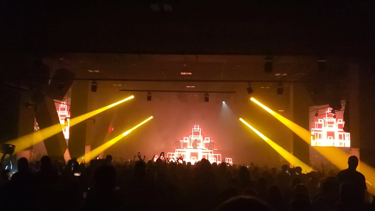 Tiësto - Big Night Live - Boston, MA - 6/25/2022 - 1:00am EDT - YouTube