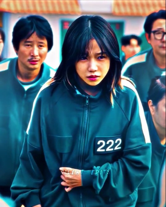 『She Is So Cute 🎀Player 222』 [ Squid Game 2 ]#squidgame2 #virqlshorts ...