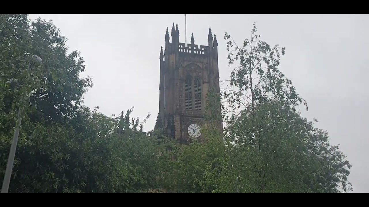Bells ringing at Manchester cathedral (23th July 2023) - YouTube