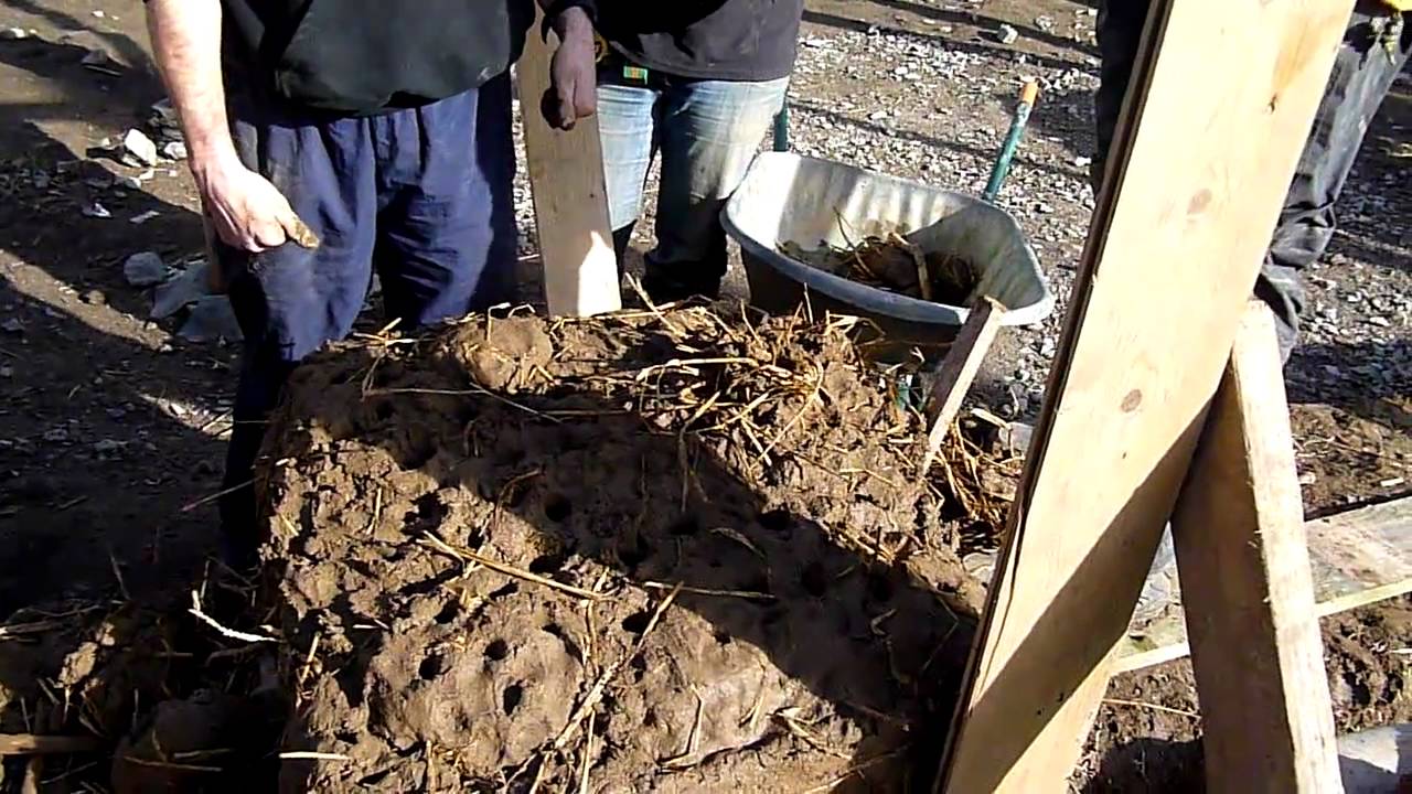 cob building, method - YouTube