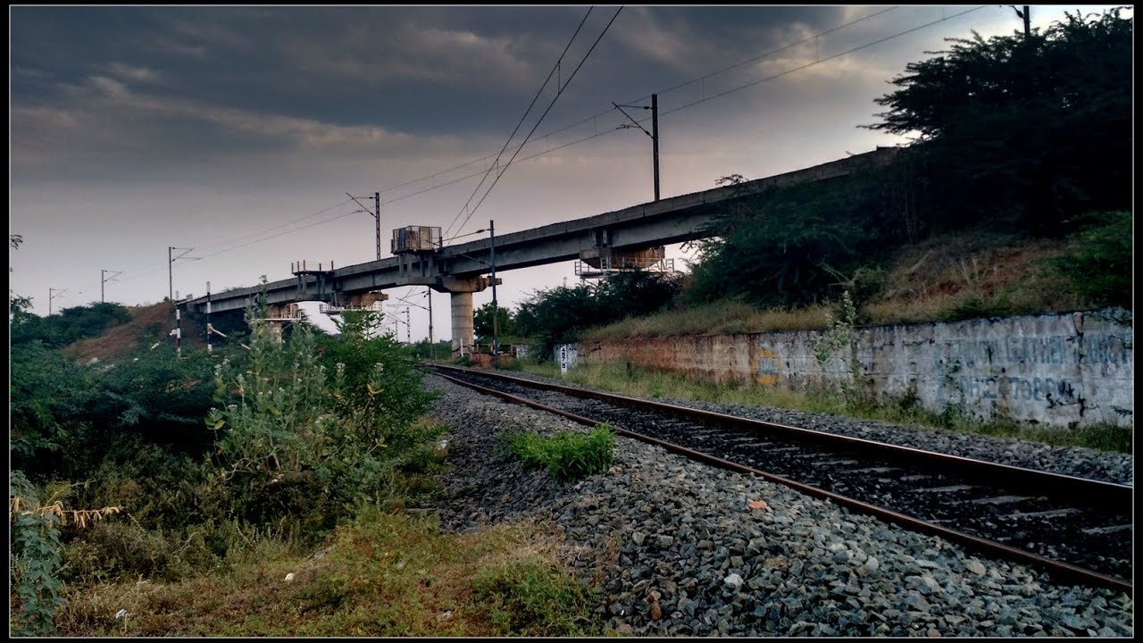 The Great Railway Crossover : Unique Feature on Indian Railways!! [Full ...
