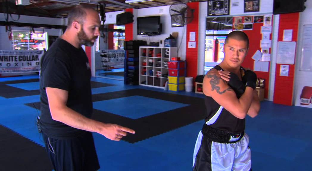How To Boxing Hip Turn Drill #3 - YouTube