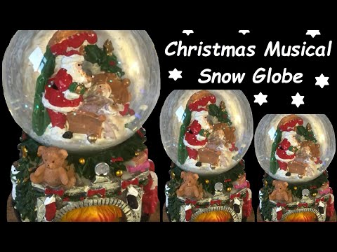 Musical Wind Up Snow Globe Christmas Decoration - Plays Jingle Bells Music