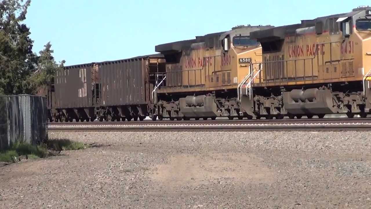 Dispatcher talks with Union Pacific crew as #6431 heads EBD with unit ...