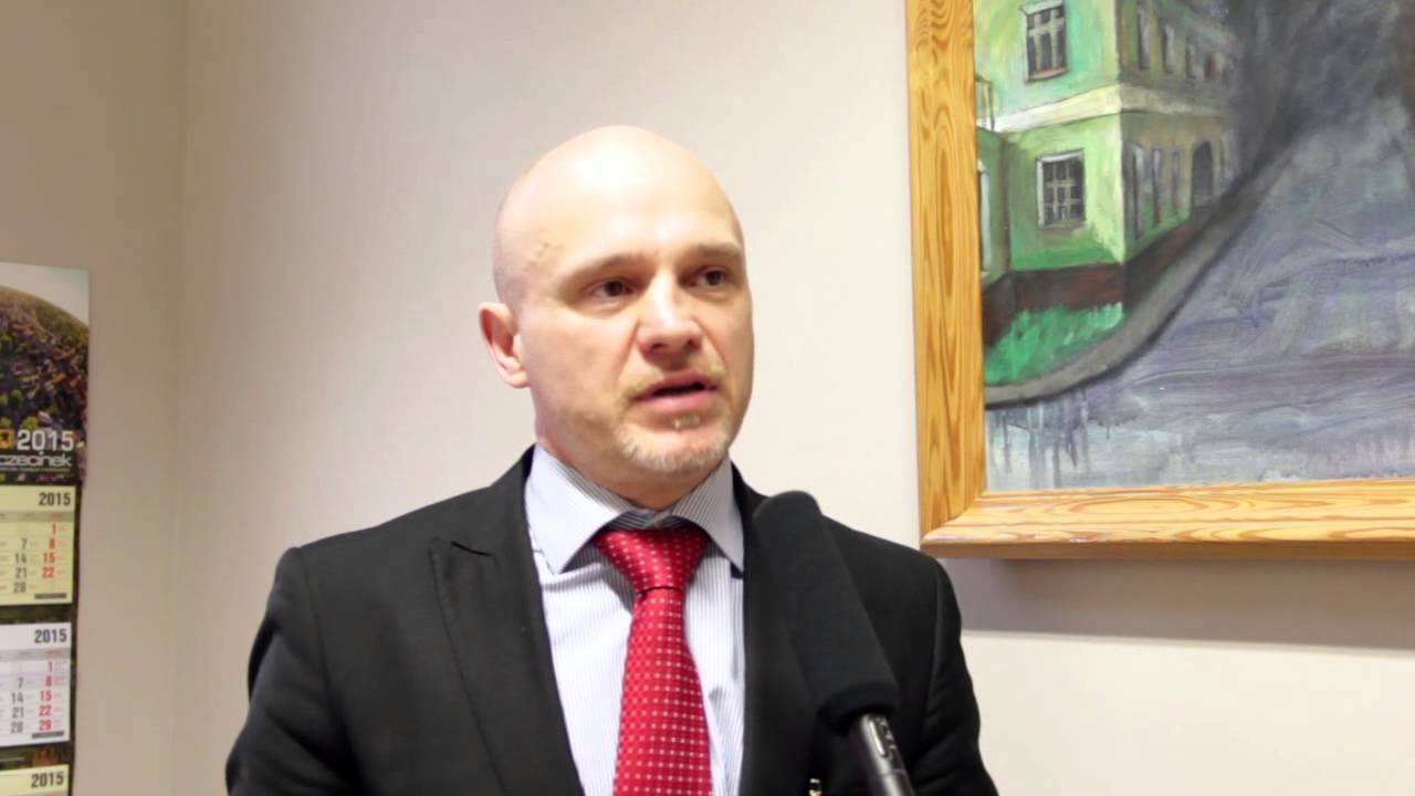 Tomasz Czuk, rzecznik Urzędu Miasta o zmianach w USC - YouTube
