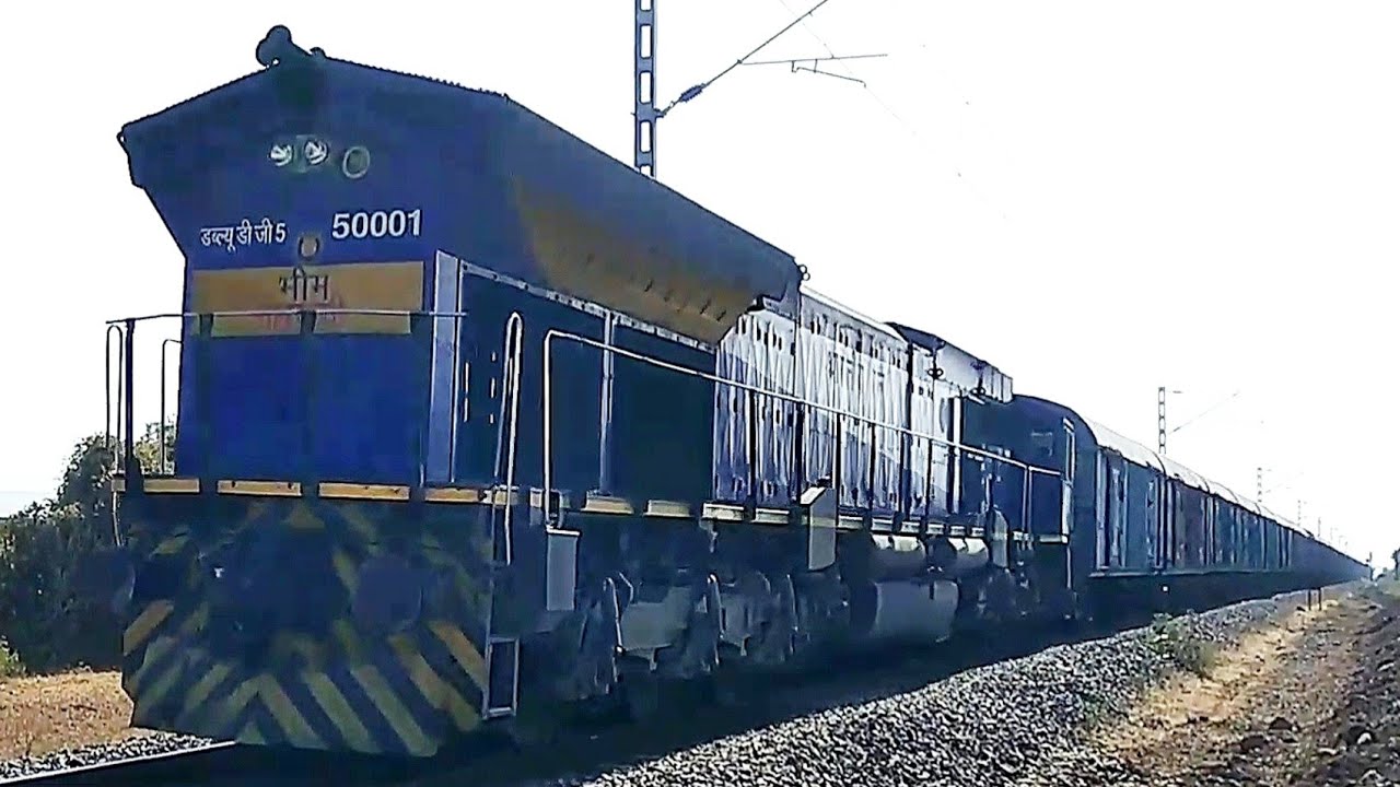 Diesel locomotive BHEEM - WDG5 & WDG4G with rake of BCNHL Wagons, clip ...