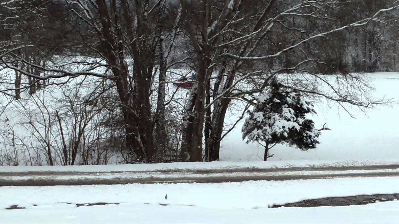 Redneck Sledding in Tennessee - YouTube