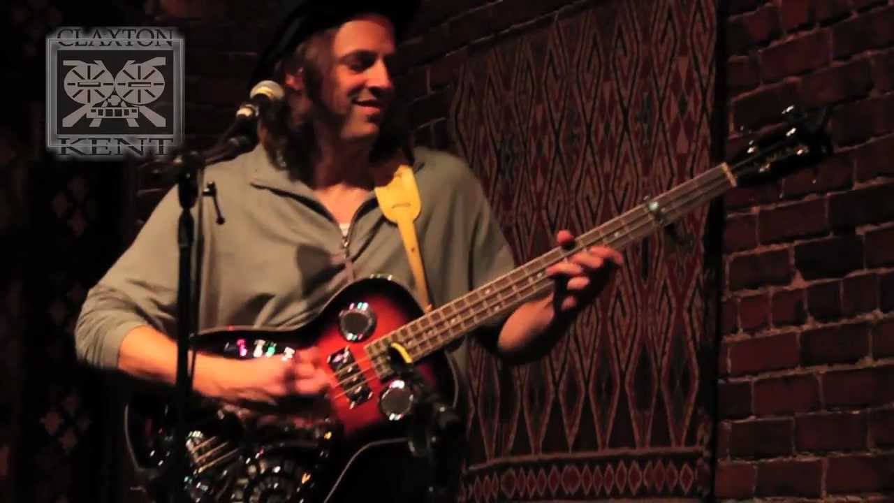 "New Boots (Live)" Claxton Kent - YouTube