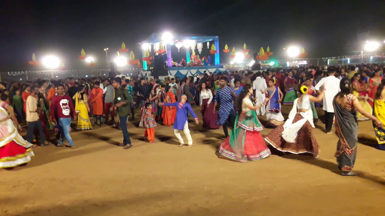 8 DAY GARBA FESTIVAL AAYAPA GROUND VADODARA 2018 - YouTube