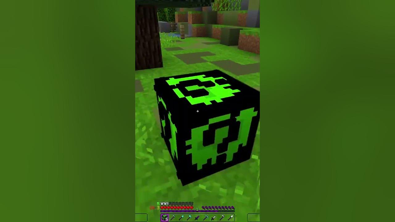 Lucky Block Mini Battle vs @baastiZockt ! - YouTube