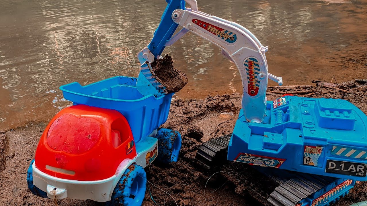 TRUCK DAM LOADING SAND AND TRUCK BEGO TOYS #truckdam #trukoleng #truk # ...