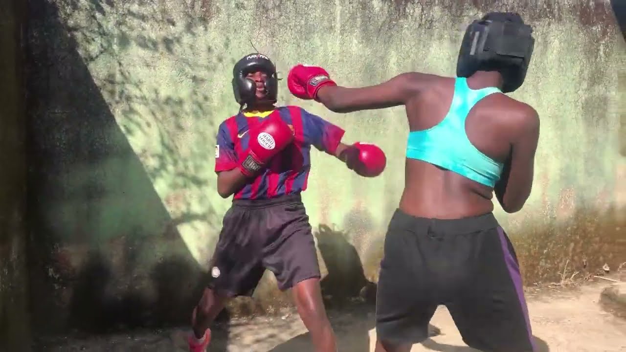 Training Day 5 Sparring Session pt6 - YouTube