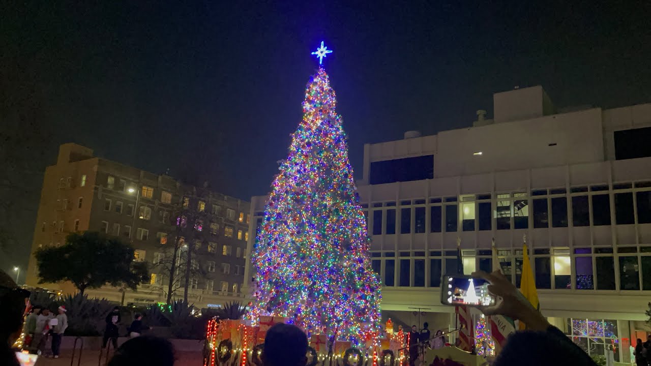 City of Glendale tree lighting - 12/4/2024 - YouTube