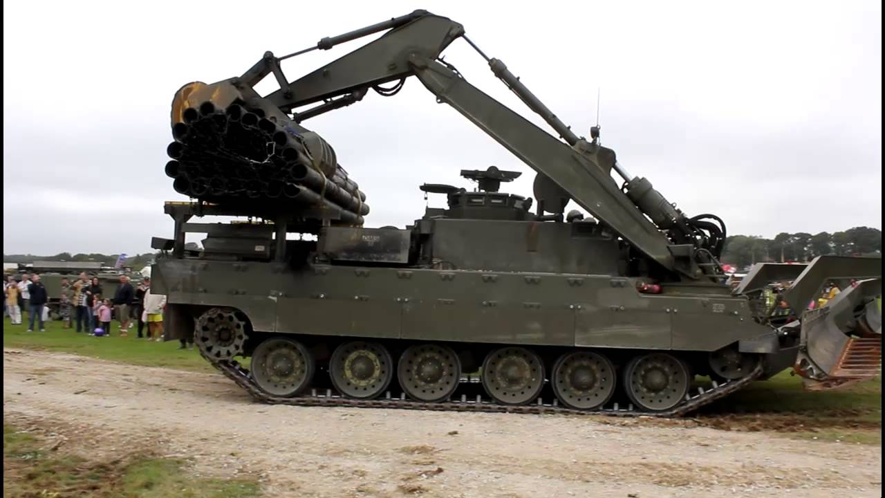 Tankfest 2011 Trojan 4 - YouTube